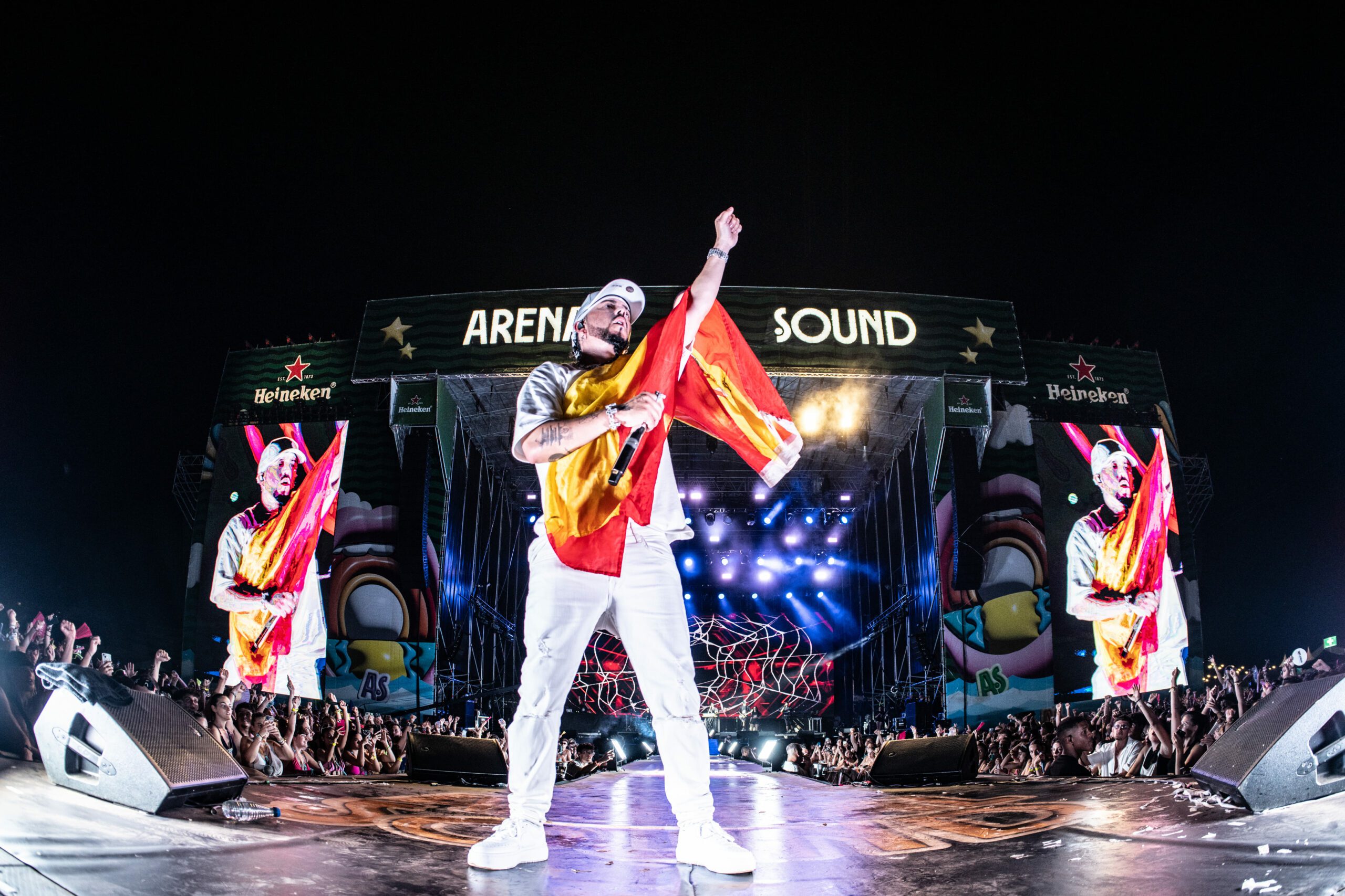 La leyenda del Reggaetón, Yandel, arrasa en su paso por España este ...